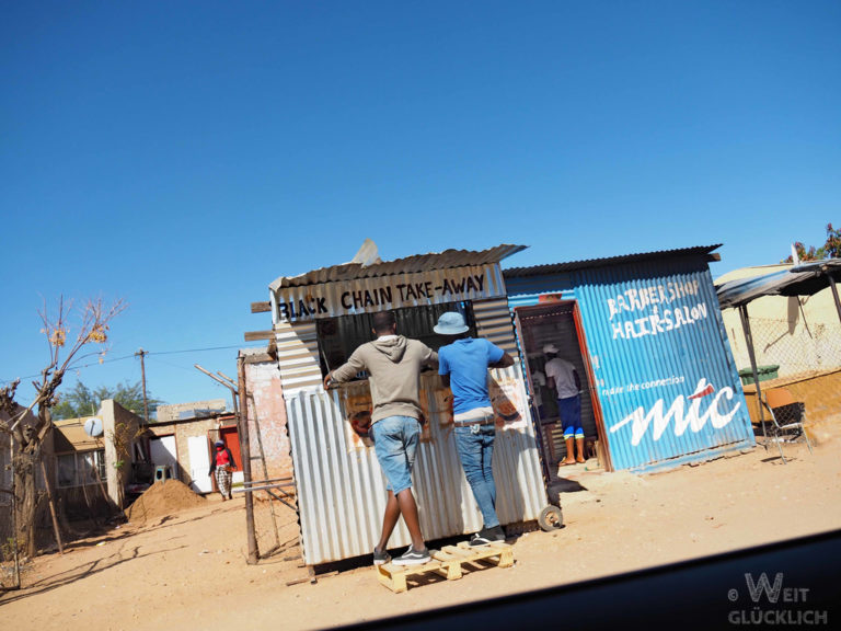 Windhoek: Sehenswürdigkeiten und Gegensätze • weitglücklich