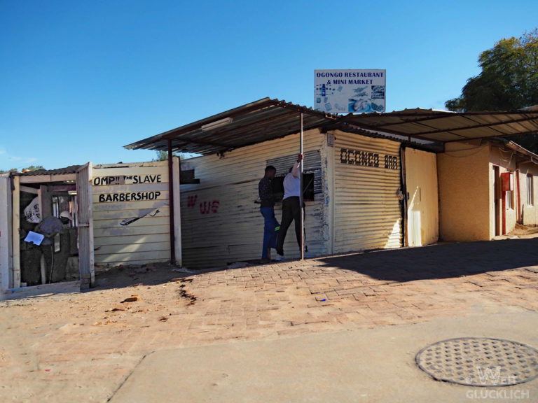 Windhoek: Sehenswürdigkeiten und Gegensätze • weitglücklich