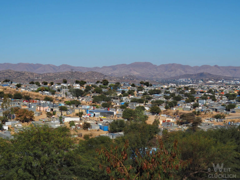 Windhoek: Sehenswürdigkeiten und Gegensätze • weitglücklich